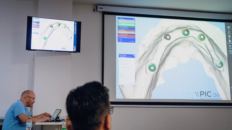 Immediate Loading with PIC pro course featuring Dr. Gómez Meda in ...